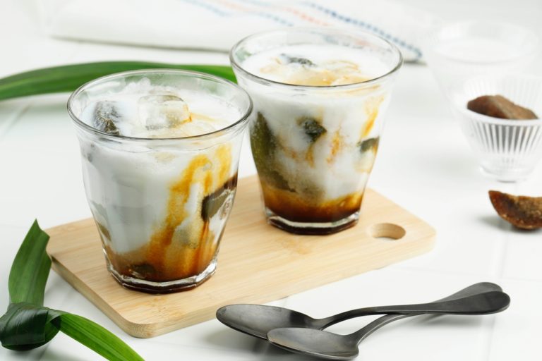 What Is Coconut Jelly Bubble Tea? - Bobabuddha